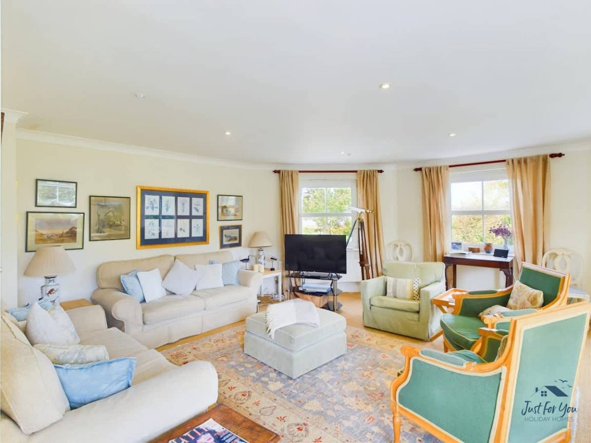 135 M² House ∙ 3 Bedrooms ∙ 6 Guests - Portsmouth