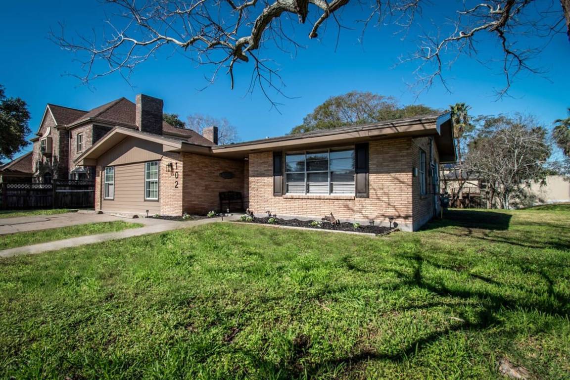 Apartamento ∙ 4 Quartos ∙ 13 Hóspedes - Corpus Christi, TX