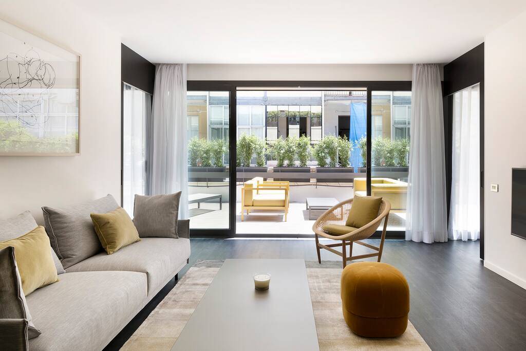96 M² Aparthotel ∙ 2 Bedrooms ∙ 4 Guests - Barcelona