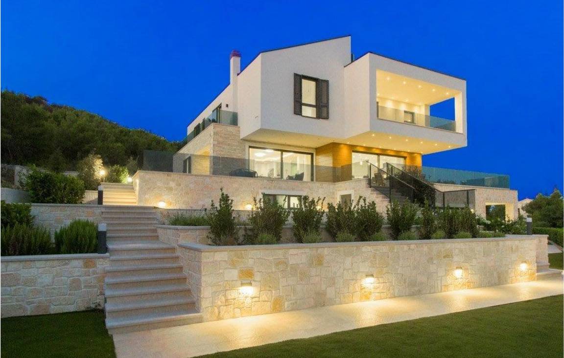 350 M² Maison De Vacances ∙ 4 Chambres ∙ 8 Personnes - Tisno