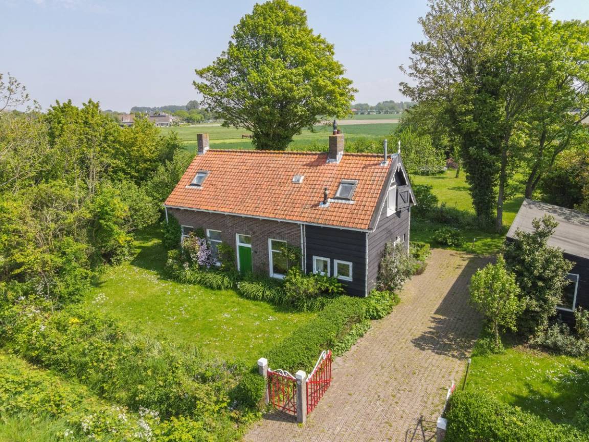 97 M² House ∙ 4 Bedrooms ∙ 7 Guests - Vlissingen