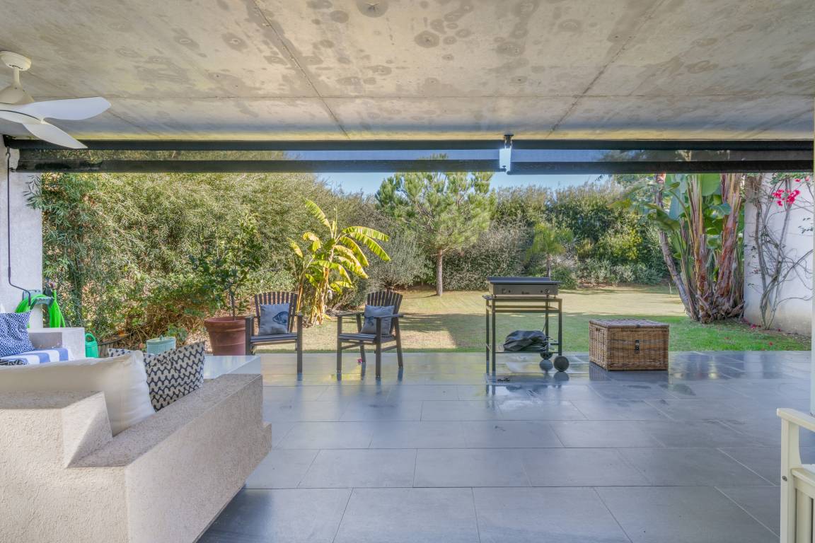 200 M² Villa ∙ 4 Bedrooms ∙ 12 Guests - El Rompido