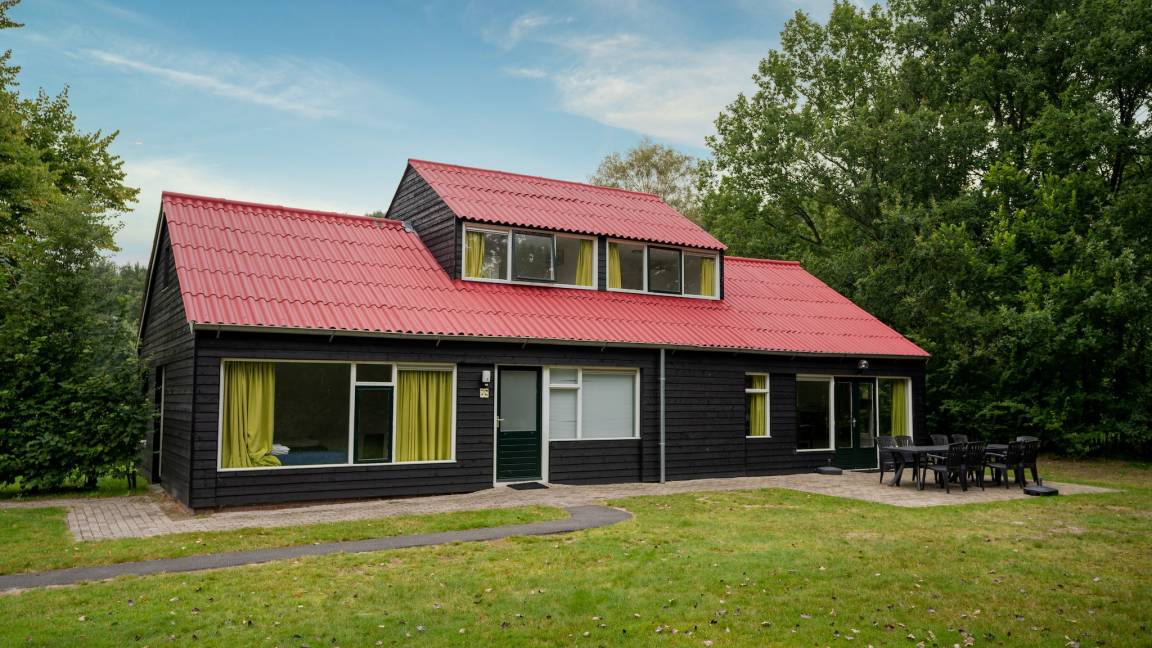 Bungalow ∙ 6 Bedrooms ∙ 12 Guests - Groningen