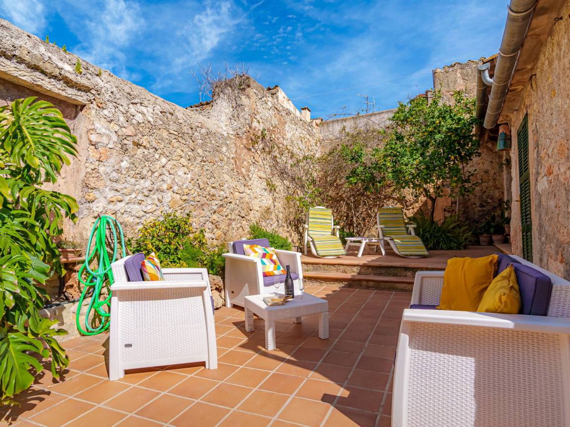 160 M² House ∙ 2 Bedrooms ∙ 6 Guests - Petra