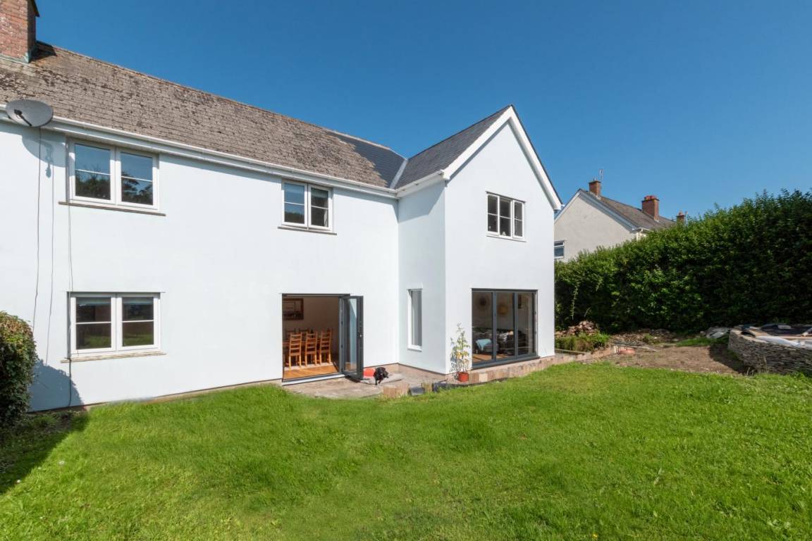 Cottage ∙ 4 Bedrooms ∙ 8 Guests - Croyde