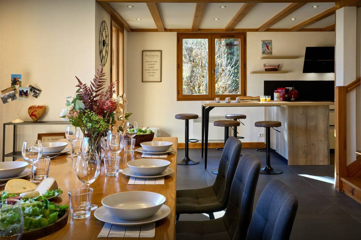 150 M² Chalet ∙ 5 Chambres ∙ 10 Personnes - Thônes