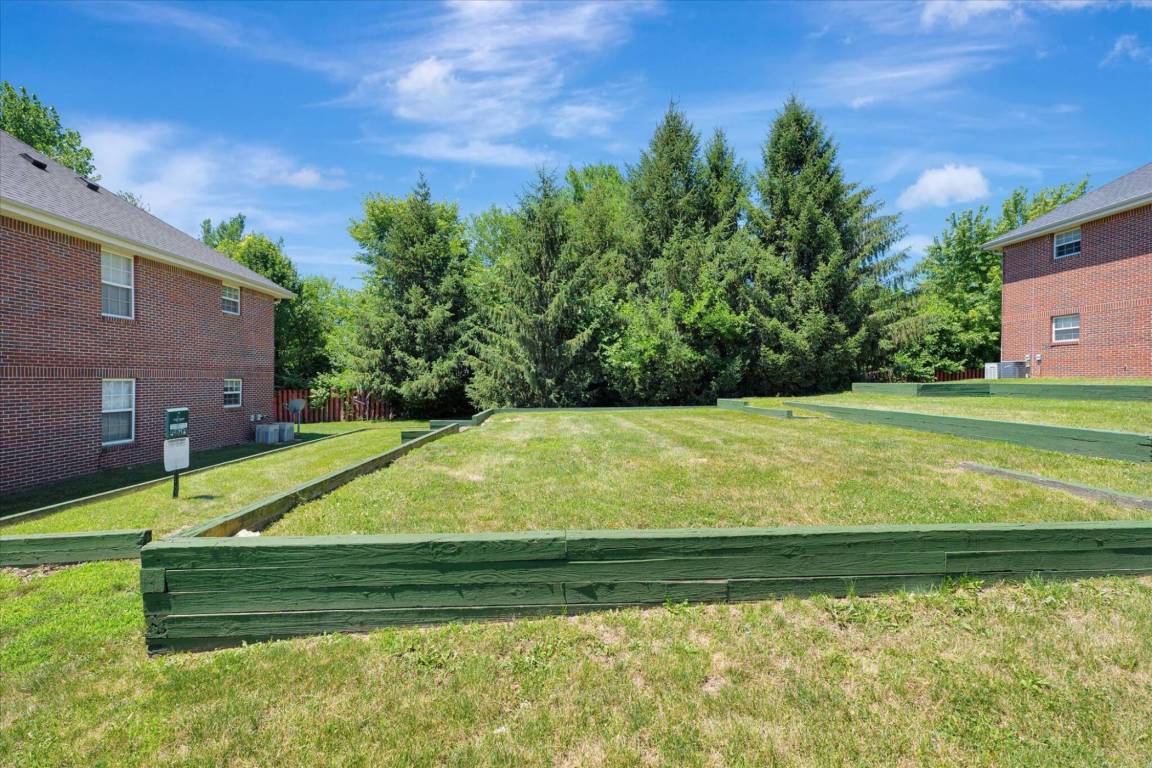 92 M² Apartment ∙ 3 Bedrooms ∙ 6 Guests - Bloomington, IL
