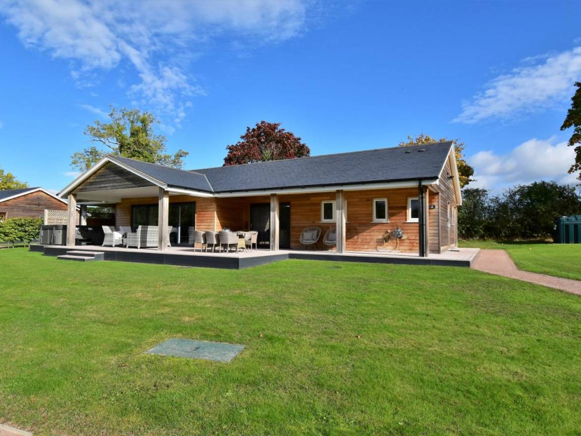 Cottage ∙ 4 Bedrooms ∙ 8 Guests - Welshpool