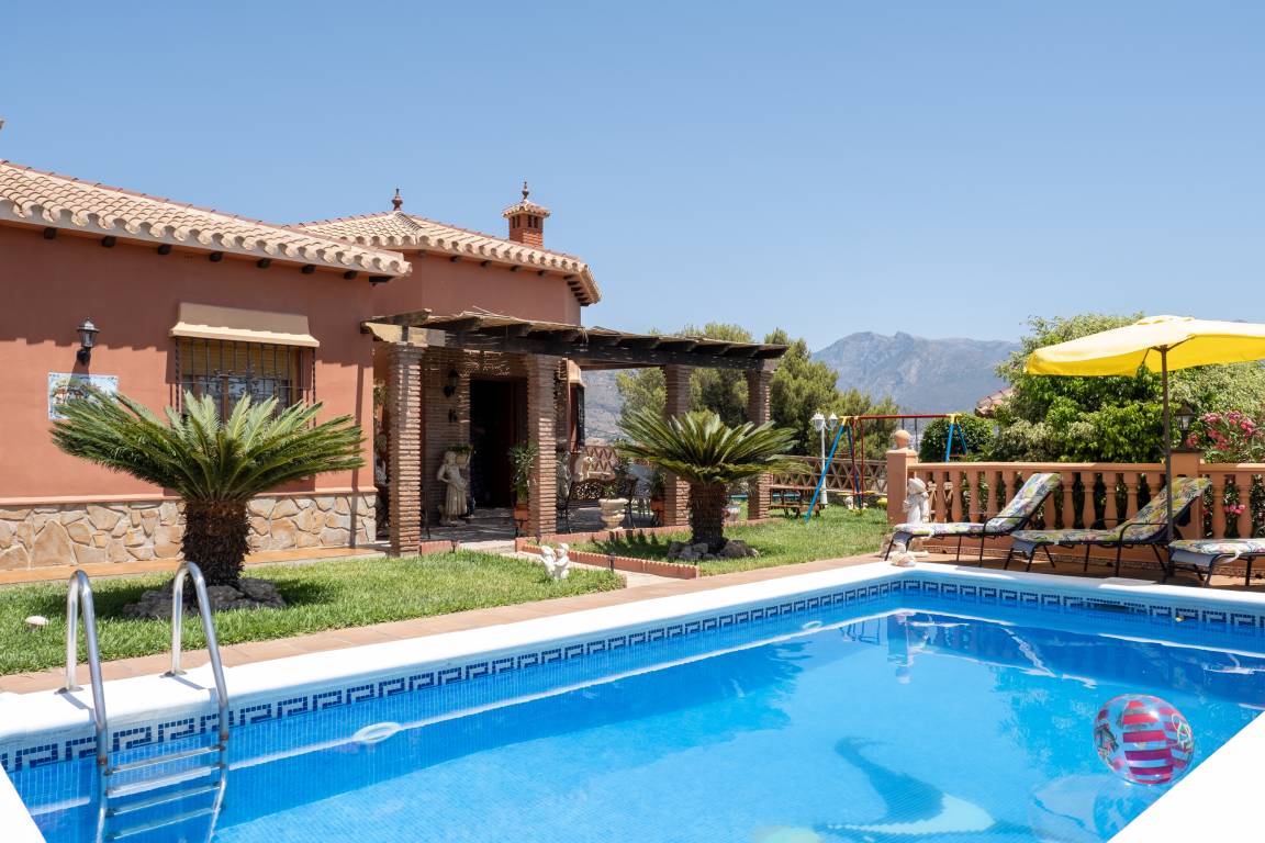 85 M² Villa ∙ 3 Bedrooms ∙ 6 Guests - Cómpeta