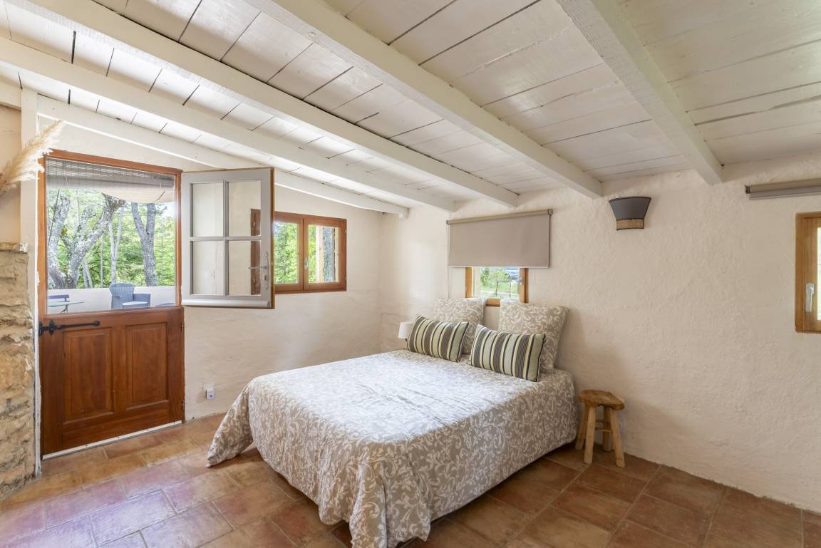 25 M² Studio ∙ 2 Personnes - Rustrel