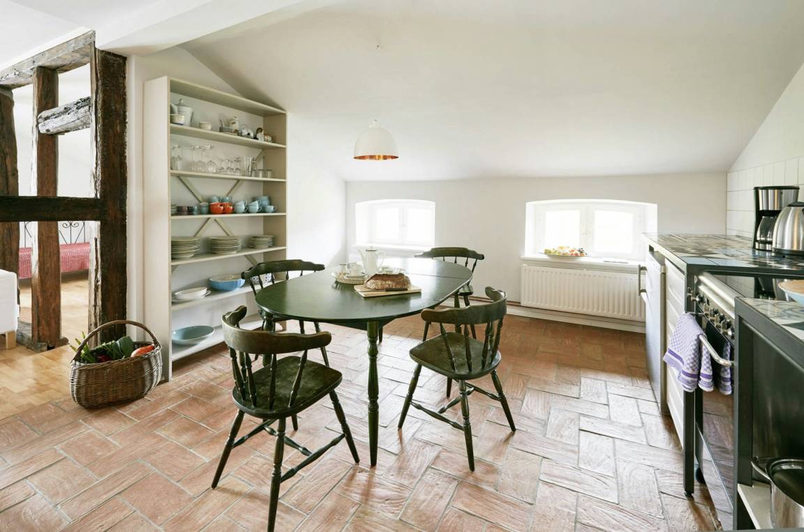 90 M² Ferienhaus ∙ 2 Schlafzimmer ∙ 5 Gäste - Teterow