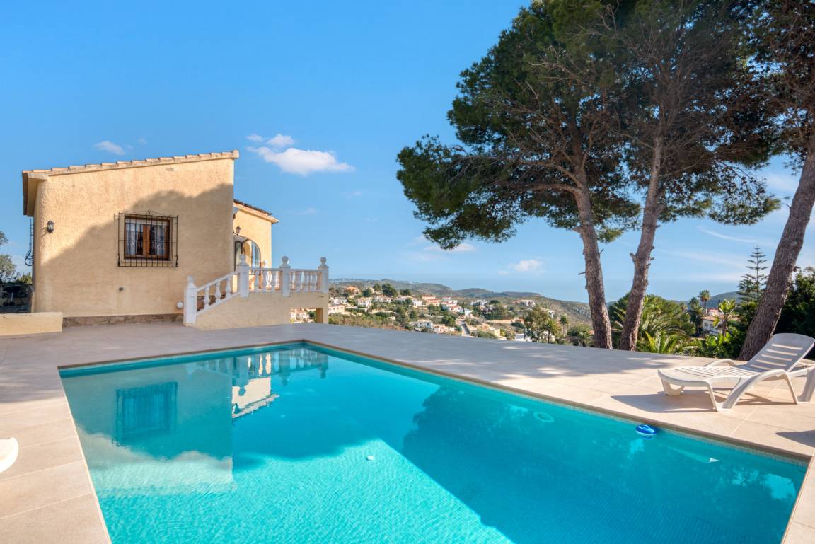 180 M² Villa ∙ 3 Bedrooms ∙ 6 Guests - Moraira