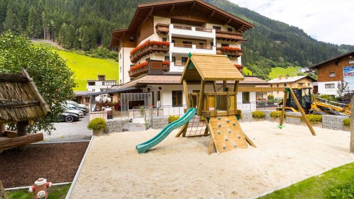 21 M² Hotel ∙ 2 Guests - Landeck