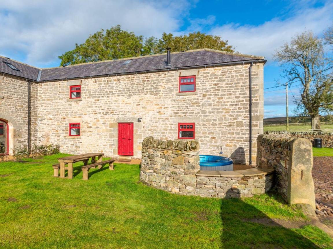 Cottage ∙ 4 Bedrooms ∙ 8 Guests - Haltwhistle