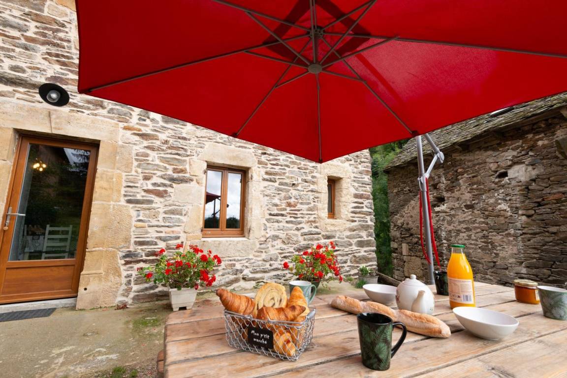 95 M² Gîte ∙ 3 Chambres ∙ 6 Personnes - Mont Lozère
