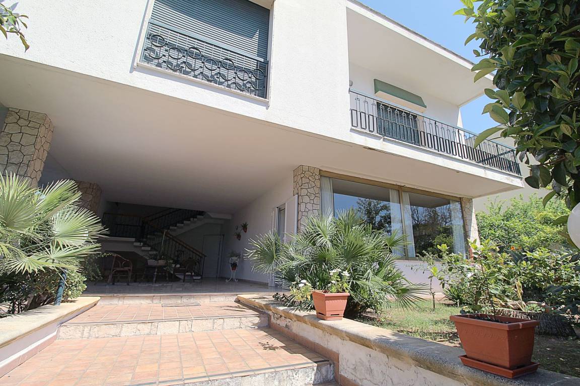 Huis ∙ 1 Slaapkamer ∙ 4 Gasten - Casarano