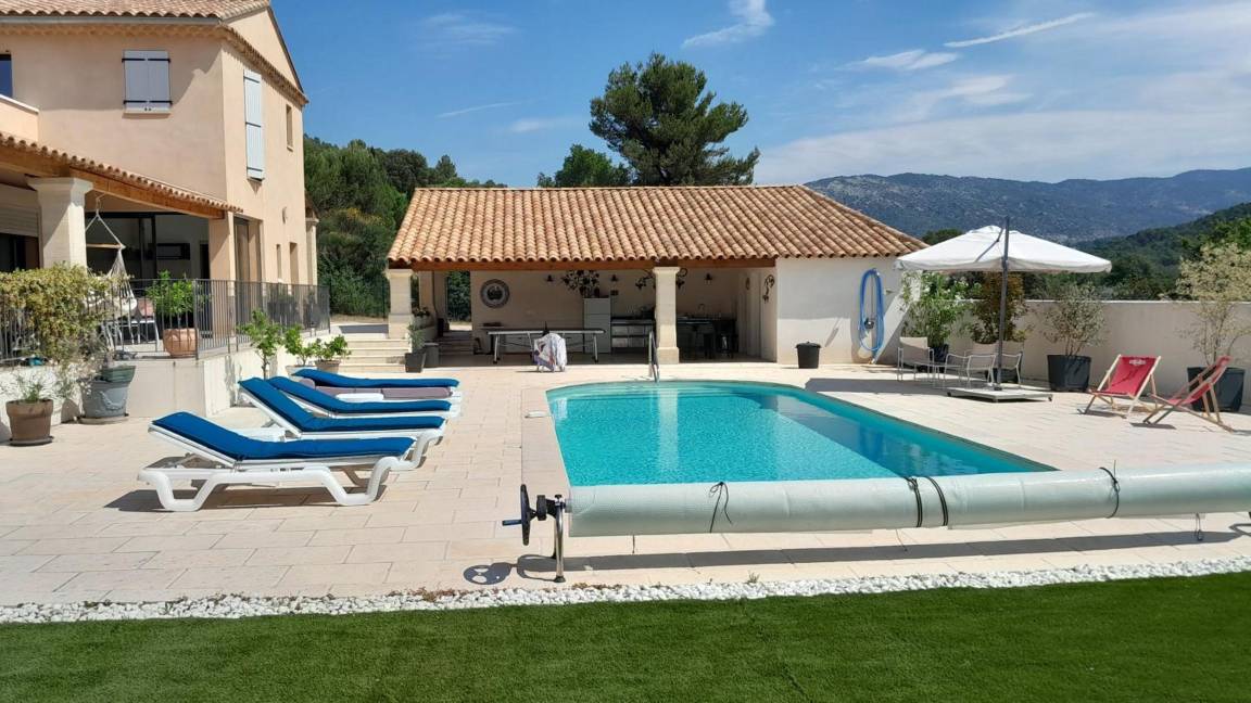 260 M² Villa ∙ 4 Chambres ∙ 6 Personnes - Mont Ventoux