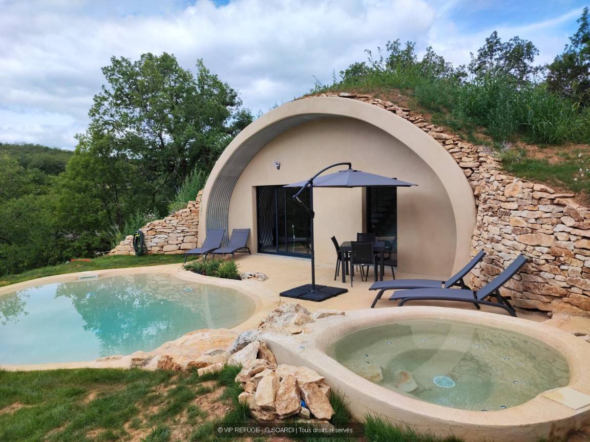72 M² Gîte ∙ 2 Chambres ∙ 2 Personnes - Collonges-la-Rouge