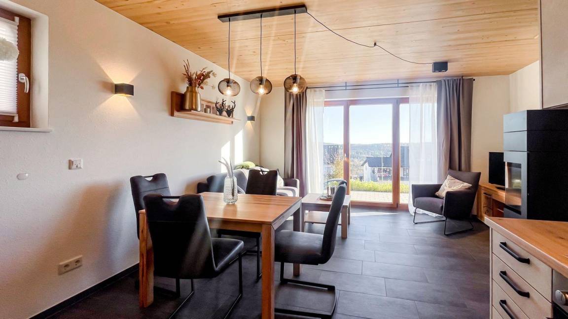 66 M² House ∙ 2 Bedrooms ∙ 4 Guests - Winterberg