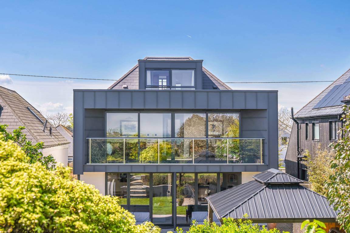 Cottage ∙ 5 Bedrooms ∙ 12 Guests - Dymchurch