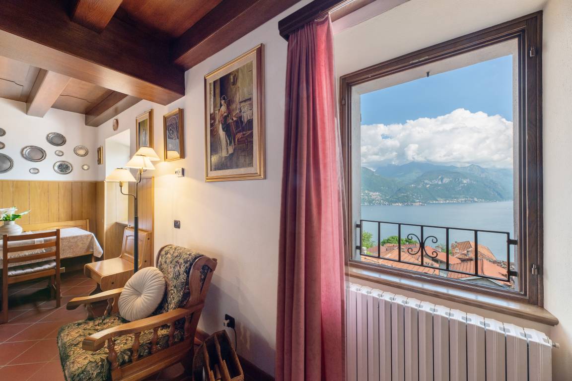 150 M² Ferienhaus ∙ 2 Schlafzimmer ∙ 4 Gäste - Varenna