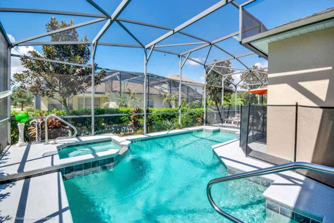 House ∙ 4 Bedrooms ∙ 8 Guests - Haines City, FL