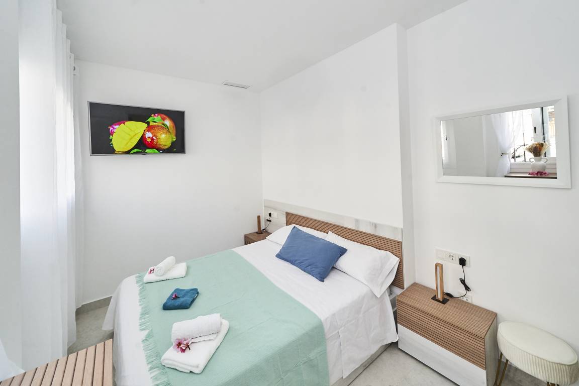 House ∙ 2 Bedrooms ∙ 4 Guests - Nerja