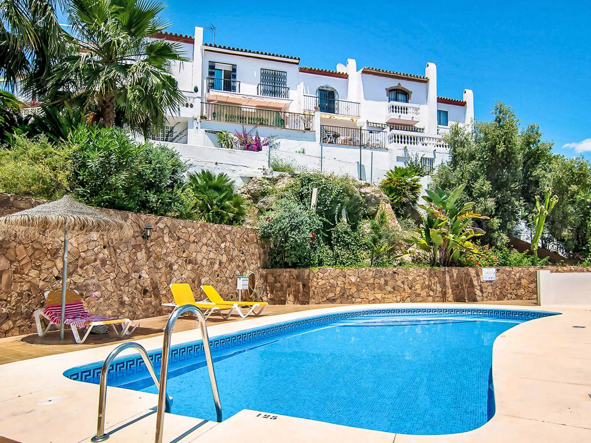 85 M² House ∙ 2 Bedrooms ∙ 4 Guests - Nerja