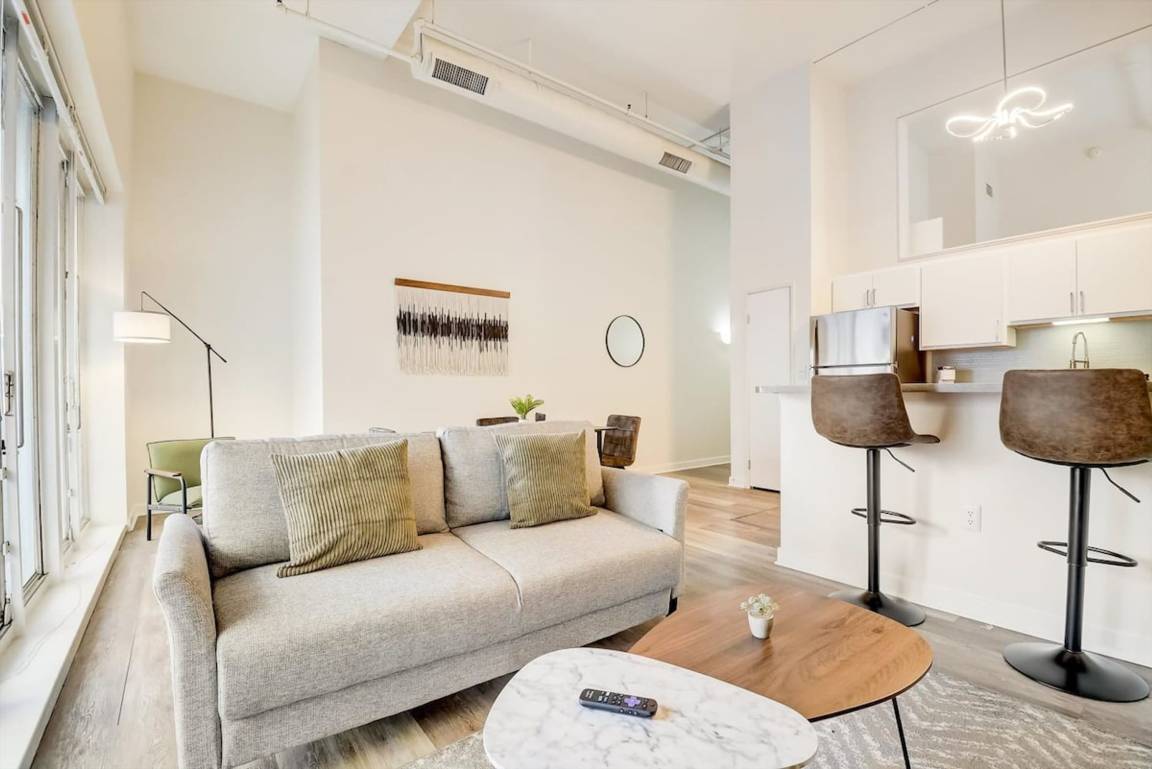 Apartment ∙ 1 Bedroom ∙ 4 Guests - White River State Park, Indianapolis
