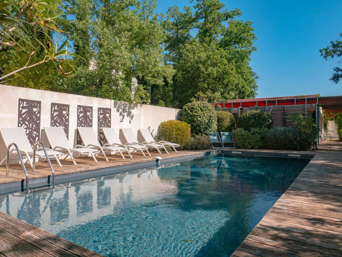 200 M² Villa ∙ 5 Chambres ∙ 13 Personnes - Alès