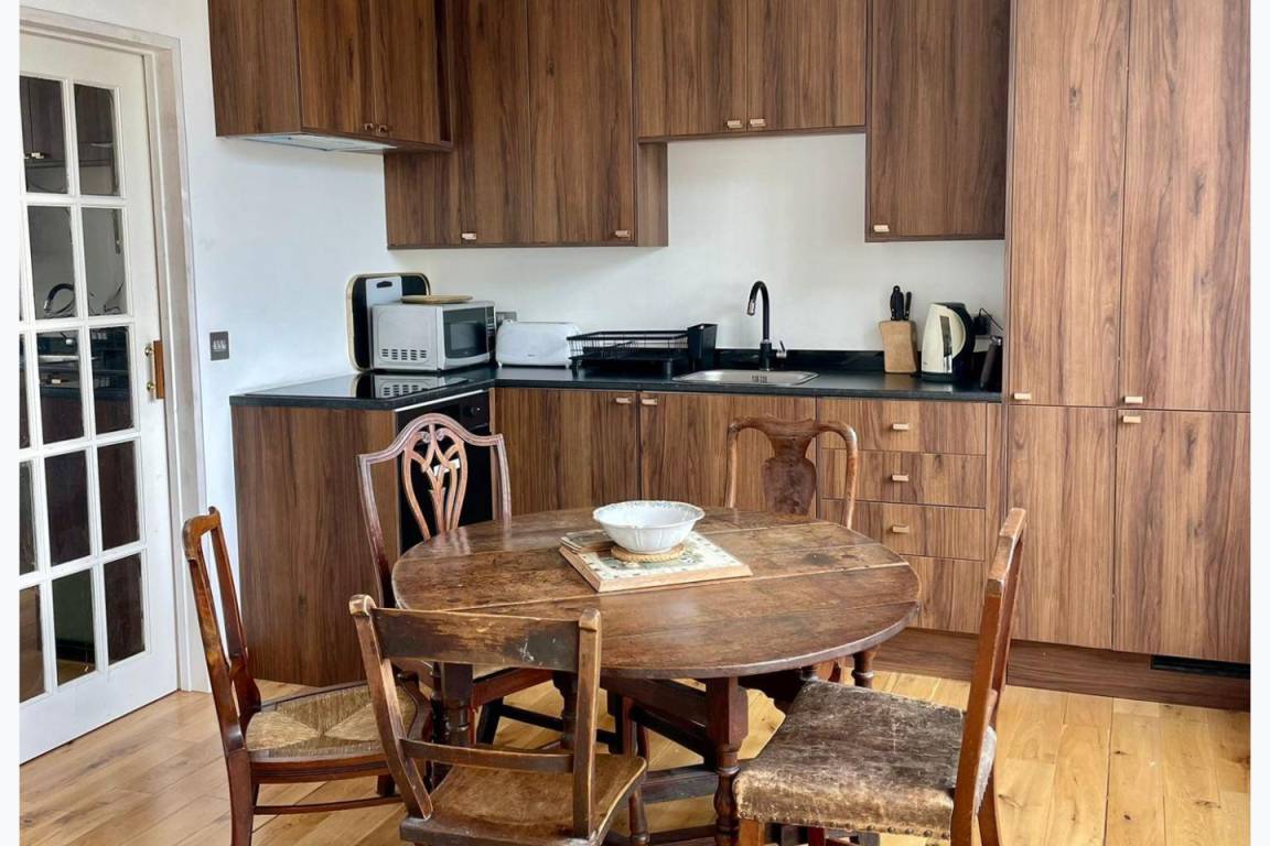 40 M² Apartment ∙ 3 Bedrooms ∙ 6 Guests - Budleigh Salterton