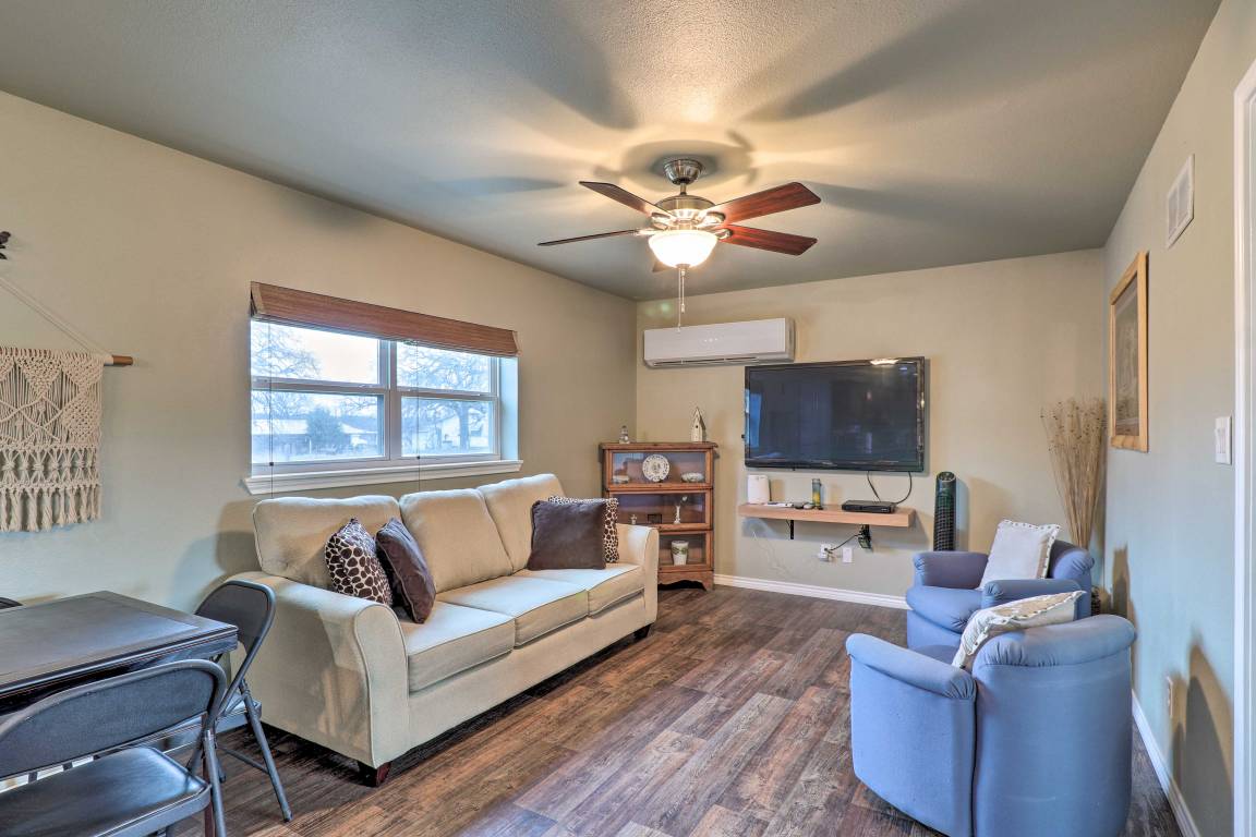 148 M² House ∙ 2 Bedrooms ∙ 8 Guests - Lake Buchanan, TX