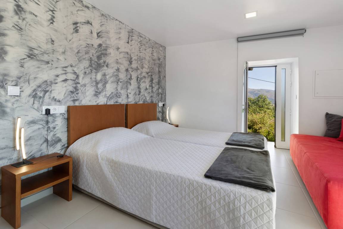 100 M² Apartamento ∙ 2 Habitaciones ∙ 4 Huéspedes - Sá