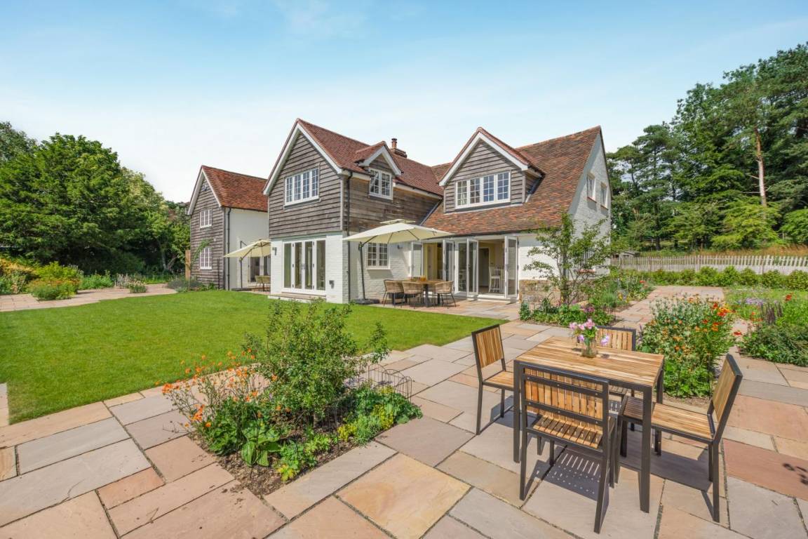 Mökki ∙ 6 Makuuhuonetta ∙ 12 Vierasta - West Sussex