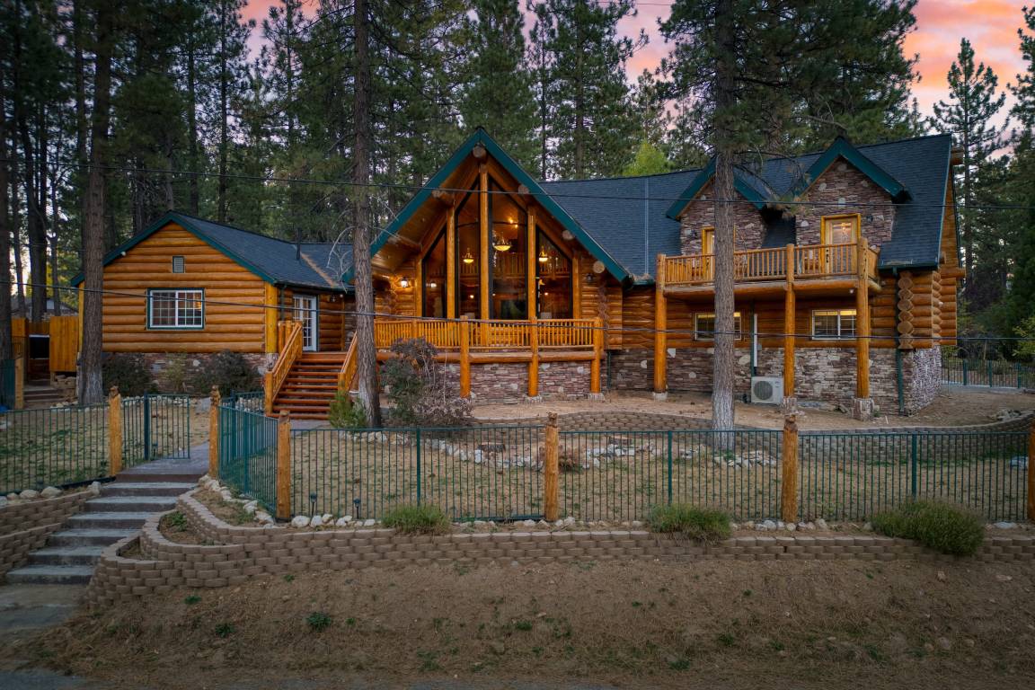 258 M² House ∙ 3 Bedrooms ∙ 8 Guests - Big Bear Lake, CA