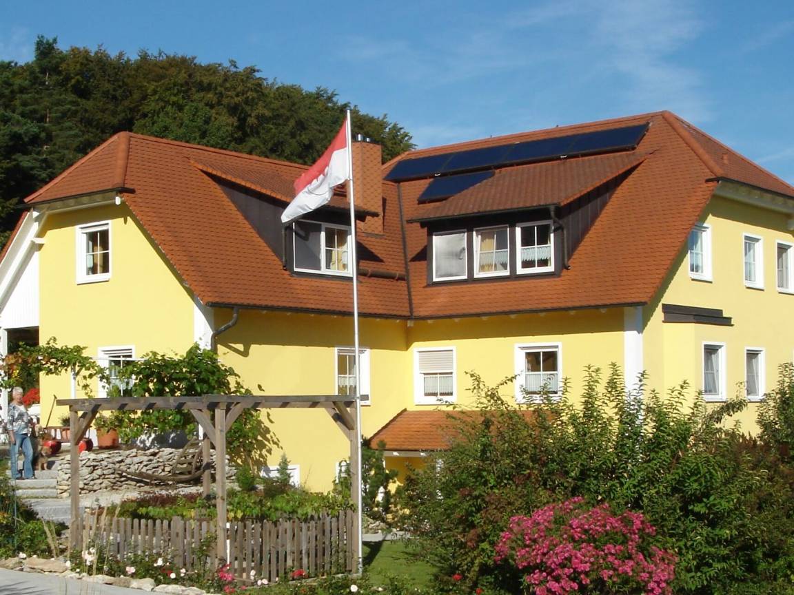 40 M² Ferienwohnung ∙ 2 Schlafzimmer ∙ 6 Gäste - Egloffstein