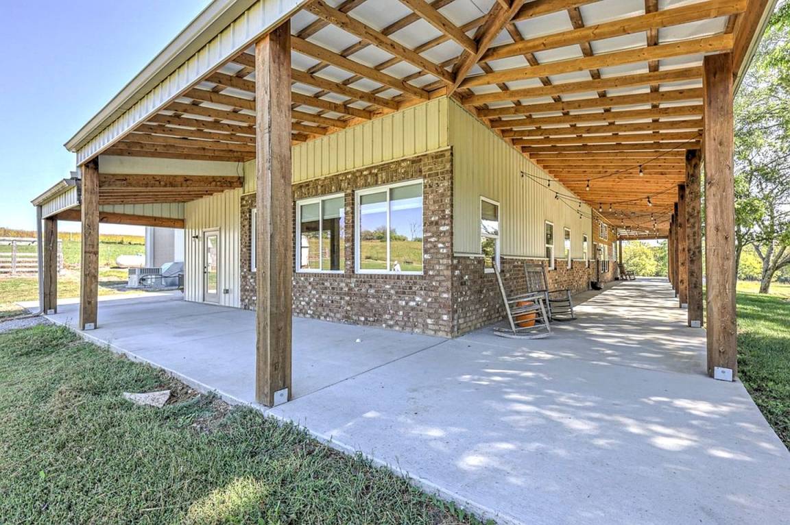 Farmhouse ∙ 3 Bedrooms ∙ 10 Guests - Lebanon, TN