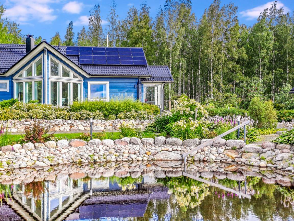 101 M² Talo ∙ 2 Makuuhuonetta ∙ 6 Vierasta - Toivakka