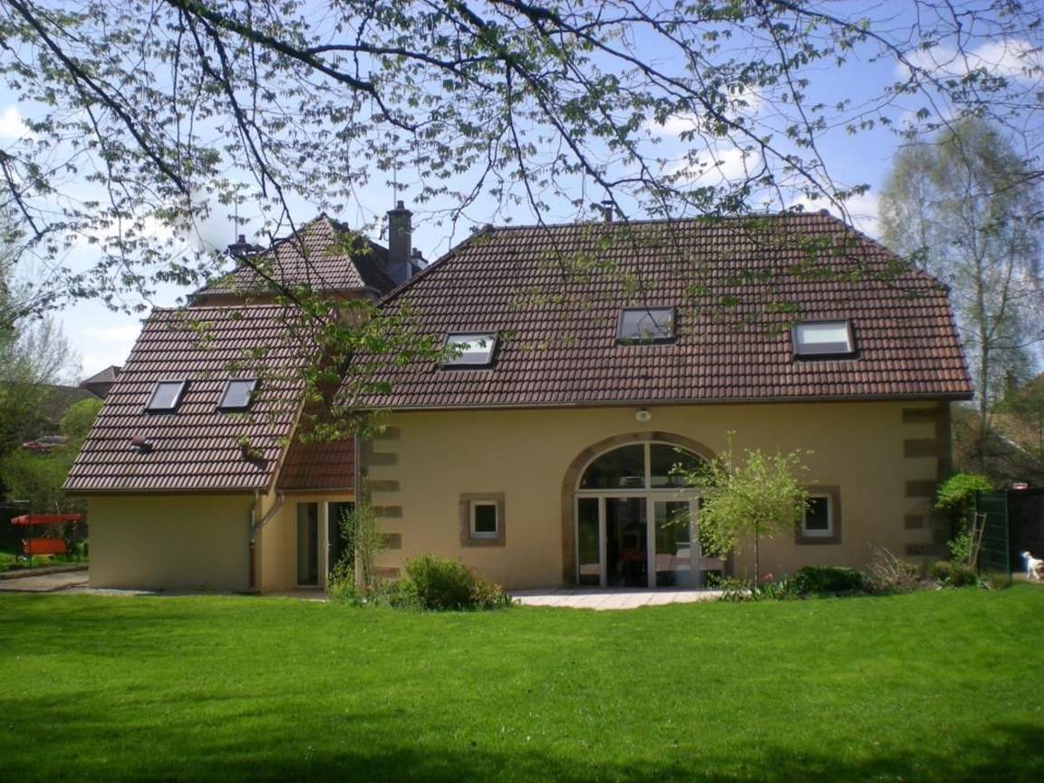 240 M² Cottage ∙ 6 Bedrooms ∙ 17 Guests - Alps