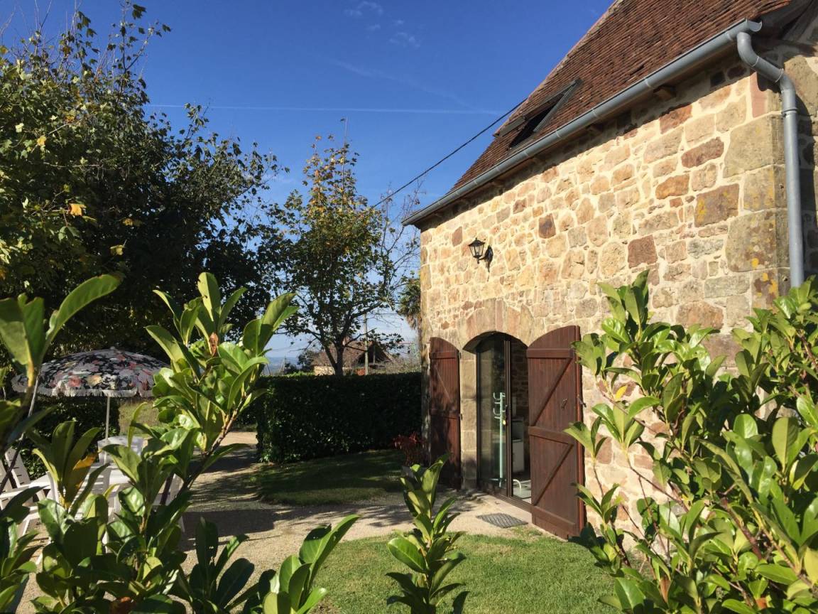 52 M² Gîte ∙ 2 Chambres ∙ 4 Personnes - Collonges-la-Rouge