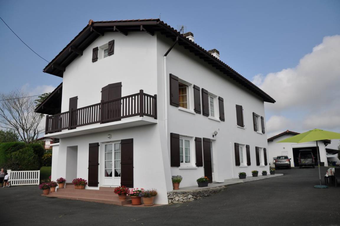 78 M² Gîte ∙ 2 Chambres ∙ 4 Personnes - Espelette