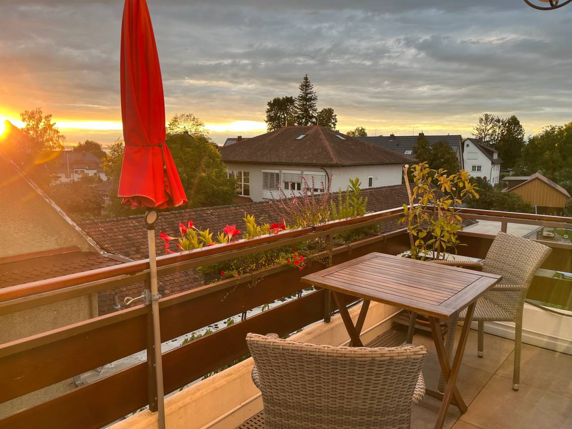 100 M² Ferienwohnung ∙ 1 Schlafzimmer ∙ 2 Gäste - Nonnenhorn