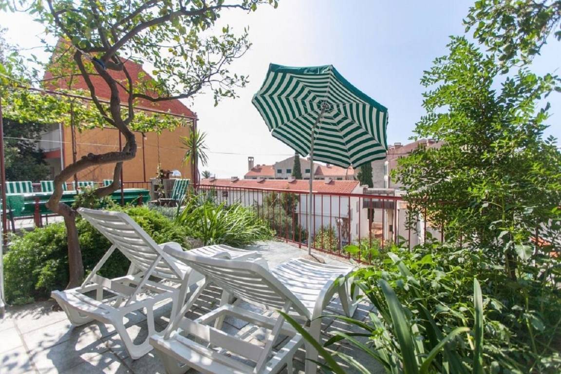 Apartment ∙ 4 Bedrooms ∙ 9 Guests - Makarska