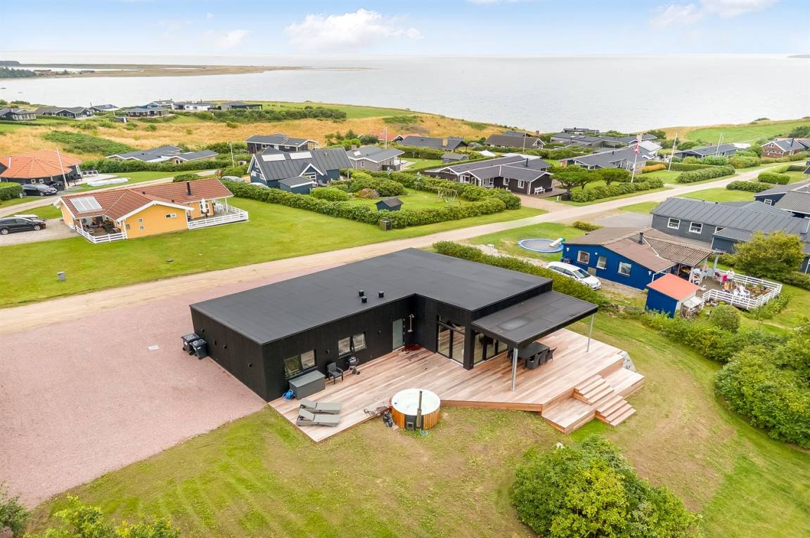 150 M² Ferienhaus ∙ 5 Schlafzimmer ∙ 10 Gäste - Lemvig