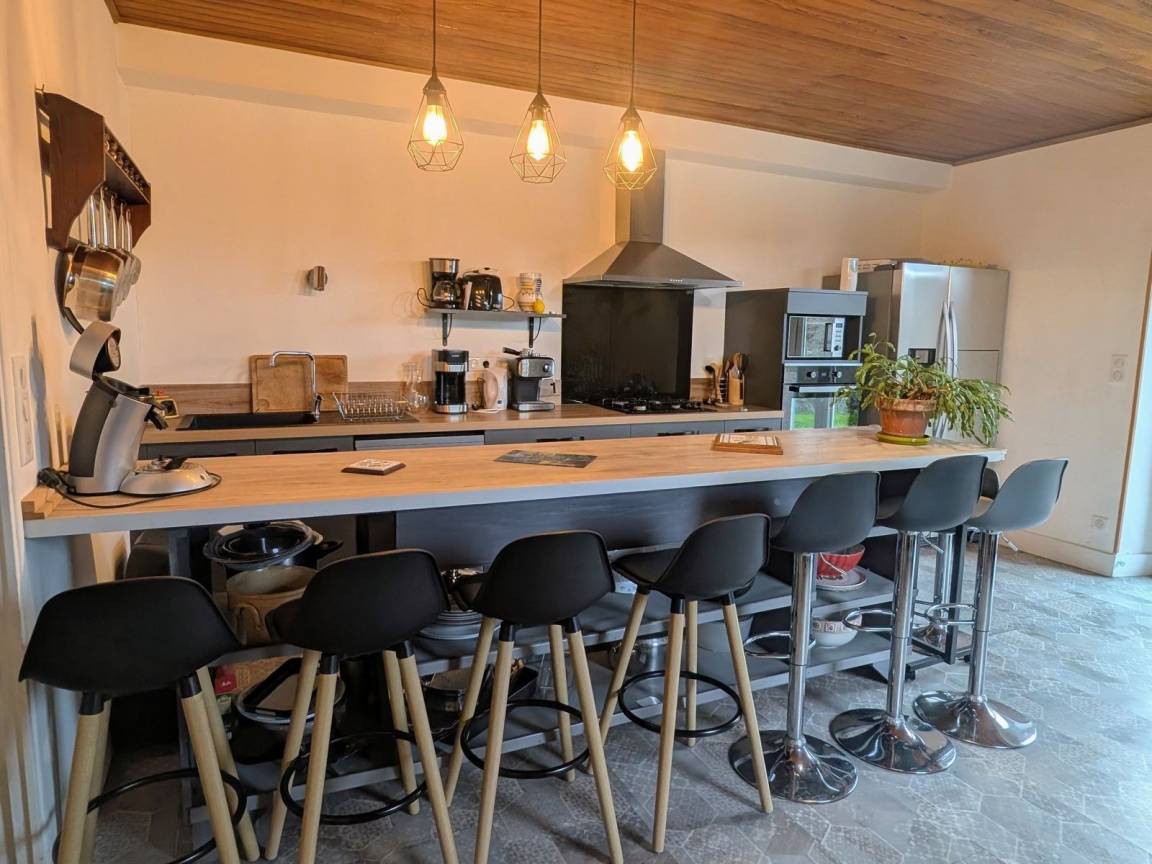230 M² Maison De Vacances ∙ 5 Chambres ∙ 14 Personnes - Haute-Loire
