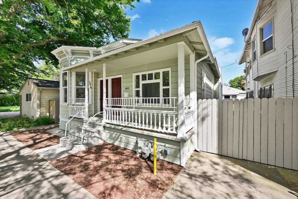 93 M² Ferienhaus ∙ 2 Schlafzimmer ∙ 4 Gäste - Sacramento, CA