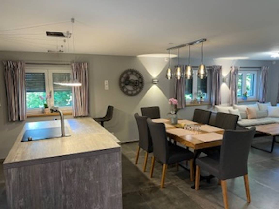 89 M² Ferienhaus ∙ 3 Schlafzimmer ∙ 6 Gäste - Bodensee