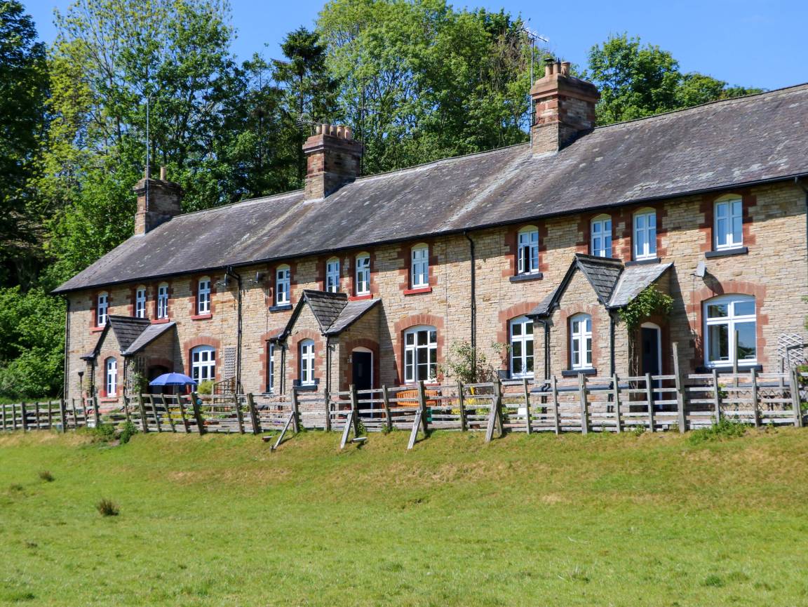 Cottage ∙ 3 Bedrooms ∙ 5 Guests - Appleby-in-Westmorland