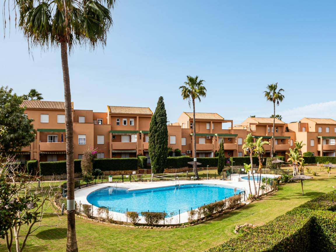 48 M² Apartamento ∙ 2 Habitaciones ∙ 4 Huéspedes - Urbanización Novo Santi Petri