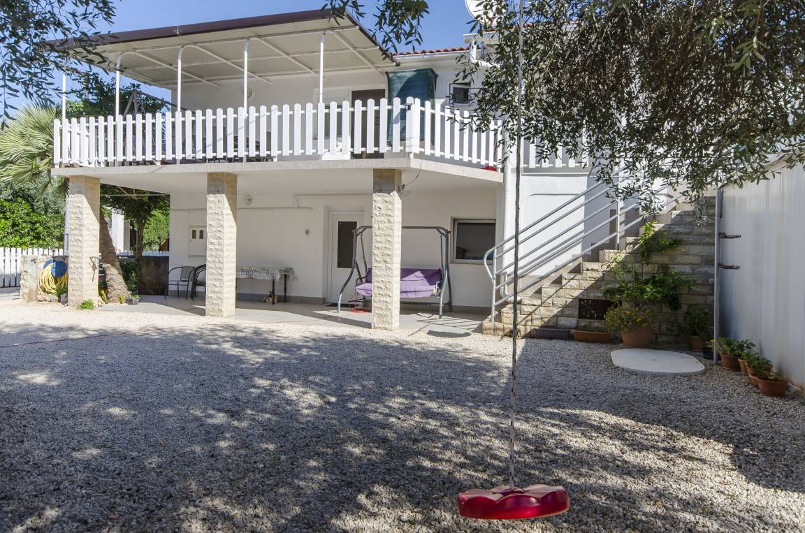 32 M² Appartement ∙ 2 Chambres ∙ 4 Personnes - Vir